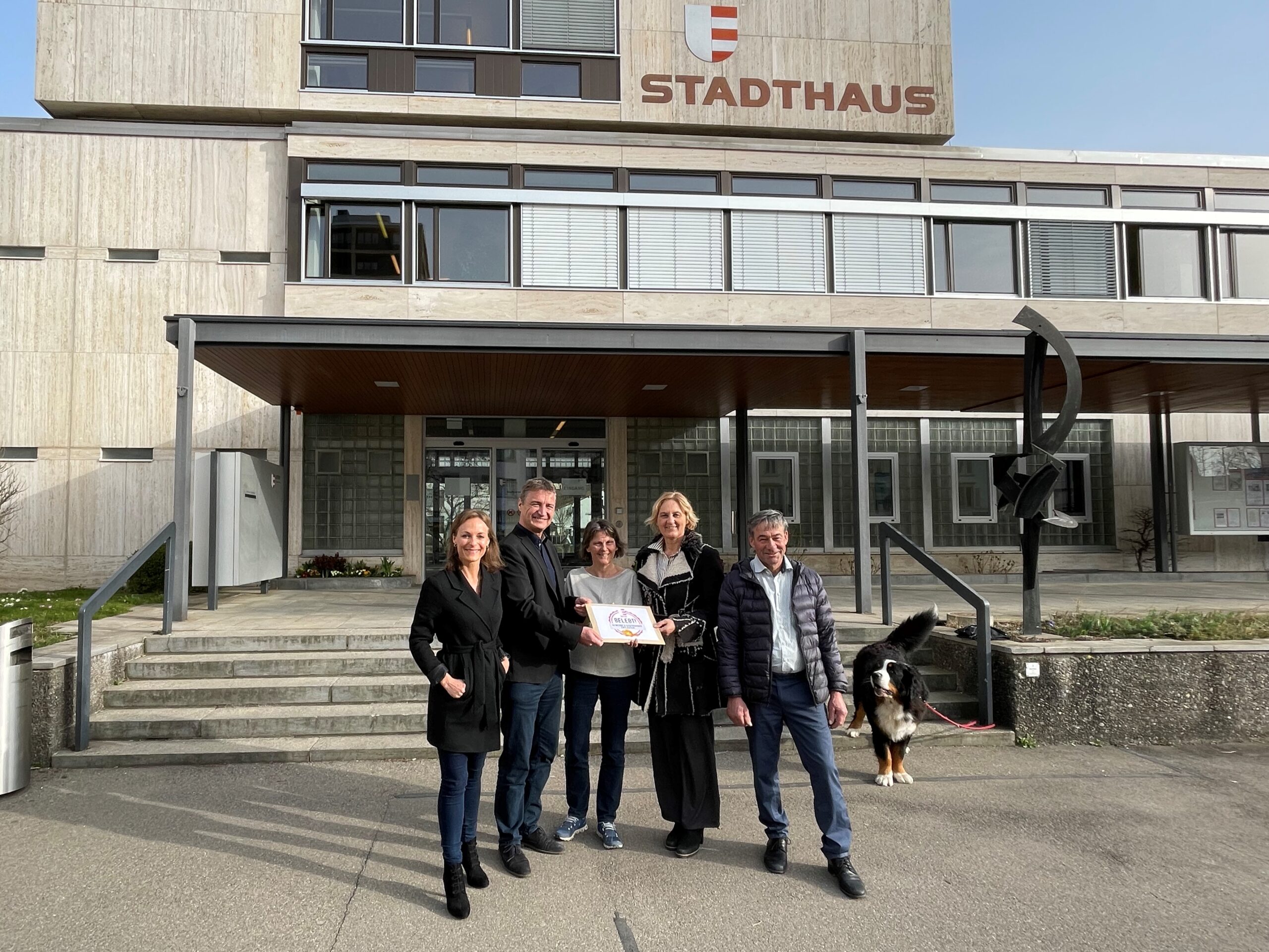 SVP Bezirk Uster - Einreichung Petition: Für ein belebtes Uster ...